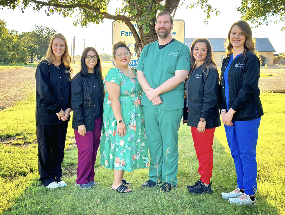 Floydada Family Dentistry recognized as chamber’s Business of the Month ...