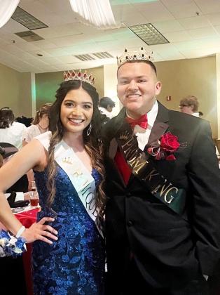 PROM KING AND QUEEN | Floyd County Hesperian-Beacon